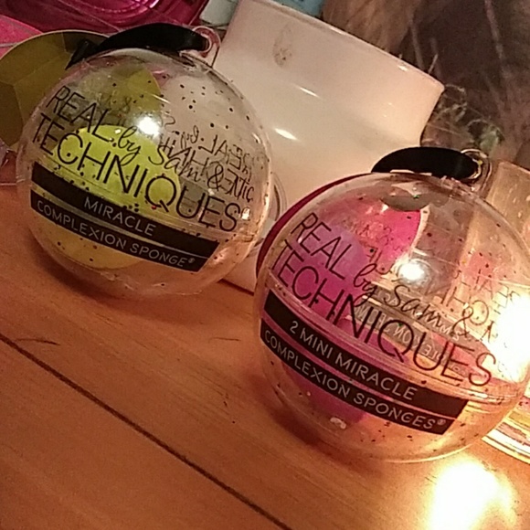 Real Techniques | Makeup | Real Techniques Miracle Complection Set ...